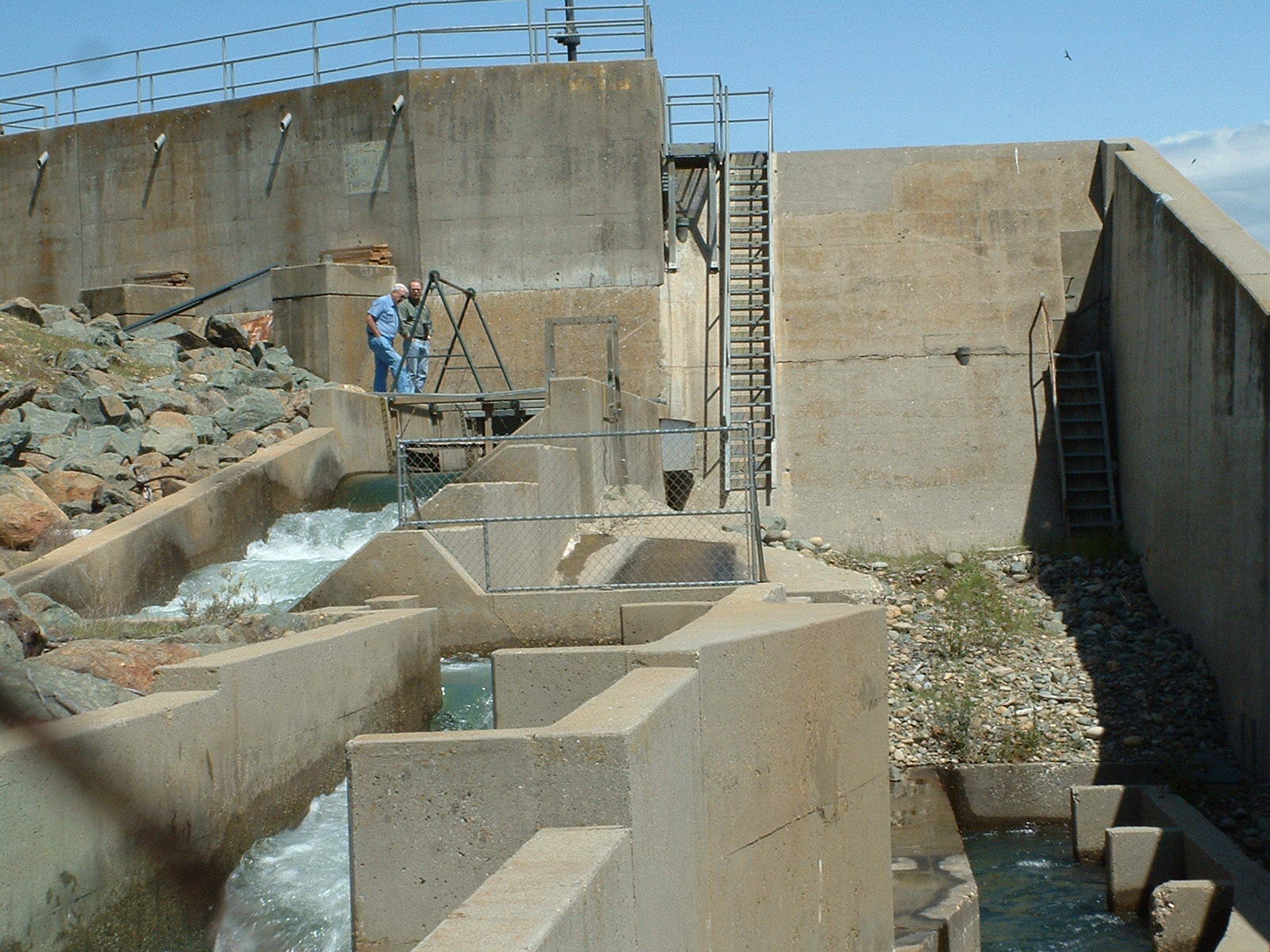 SETUP AND INSTALLATION | Riverwatcher